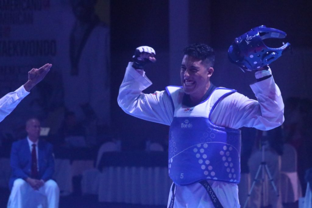 Great fights at the start of the senior division of the Pan American WT ...